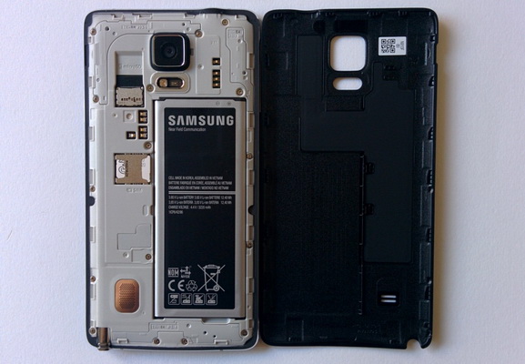 เปรียบเทียบ Samsung Galaxy Note 4 กับ iPhone 6 Plus