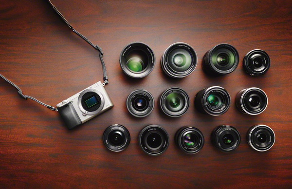 เทคโนโลยีล่าสุดกล้อง CX6000 กับระบบออโต้โฟกัสที่เร็วที่สุดในโลก มันใจ ...